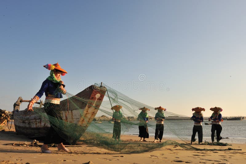 The Women of Hui an editorial stock image. Image of waist - 17552939