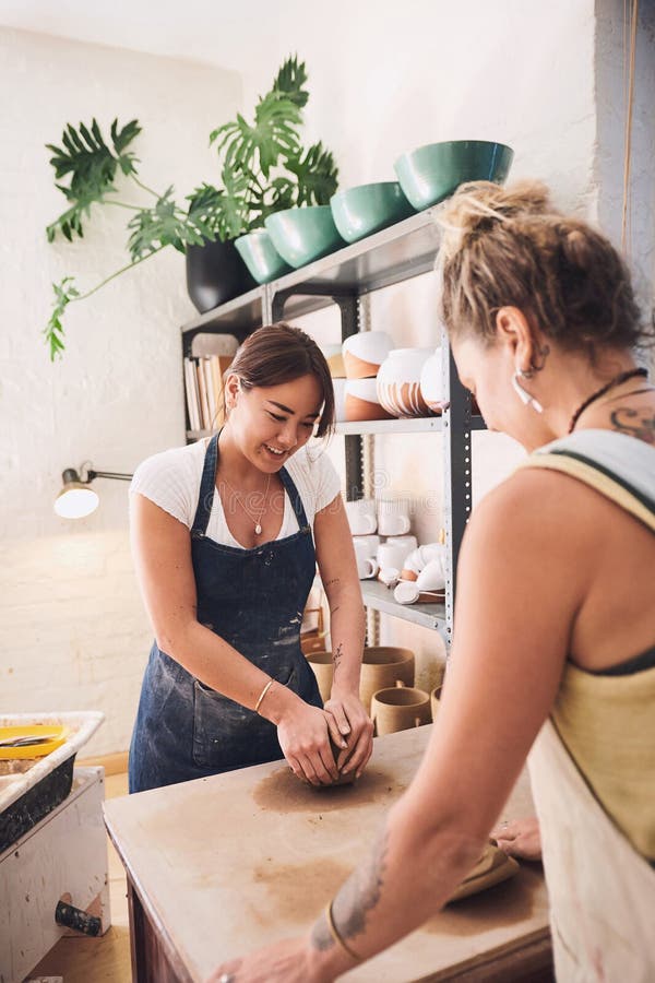 Women, Learning and Clay in Workshop for Pottery, Guide and Development ...
