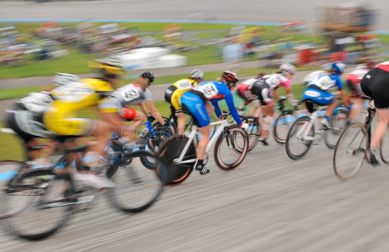 Women S Velodrome Cycling - Motion Blur Editorial Stock Image - Image ...