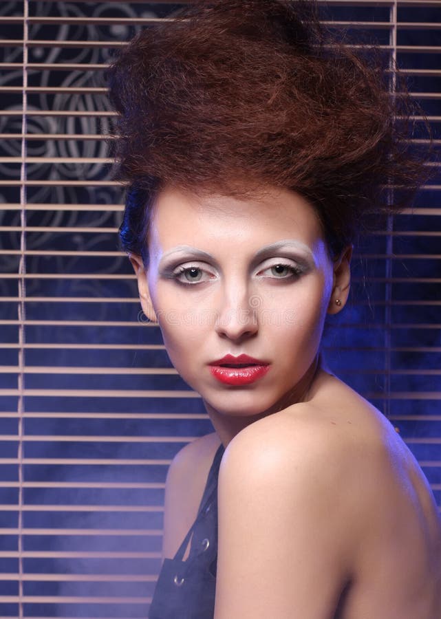 Wonan en luz suave imagen de archivo. Imagen de encanto - 37690217