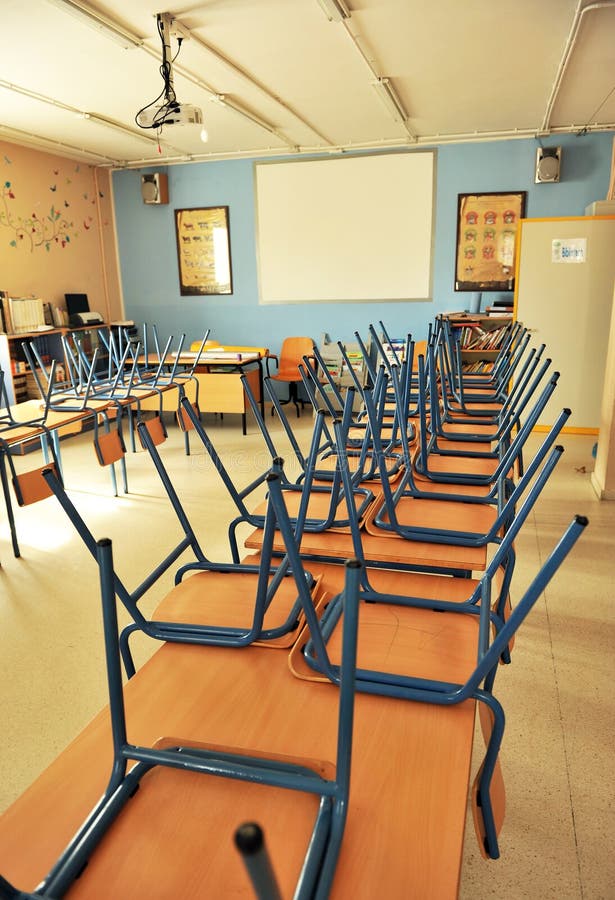 Empty Classroom of an Elementary School for Holidays, Concept of Back ...