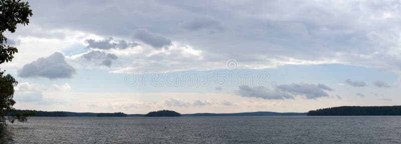Wood lake stock photo. Image of panoramic, scene, lake - 6093302
