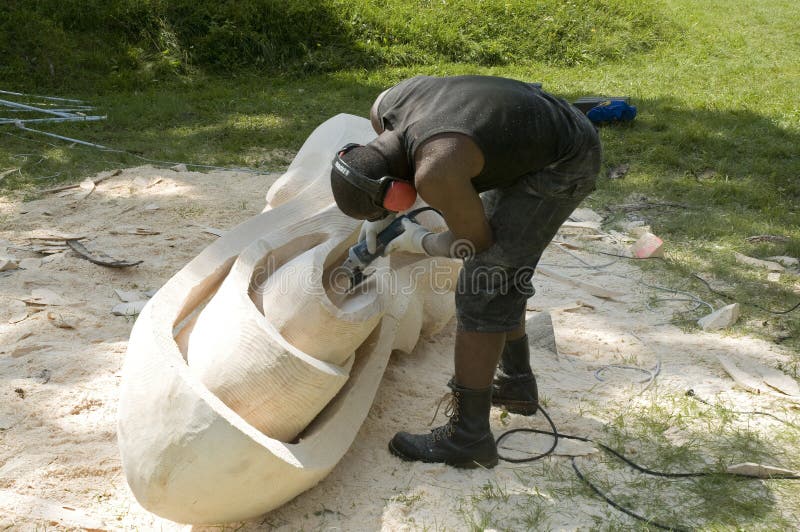 Wood sculptor editorial stock photo. Image of oriental - 58635128
