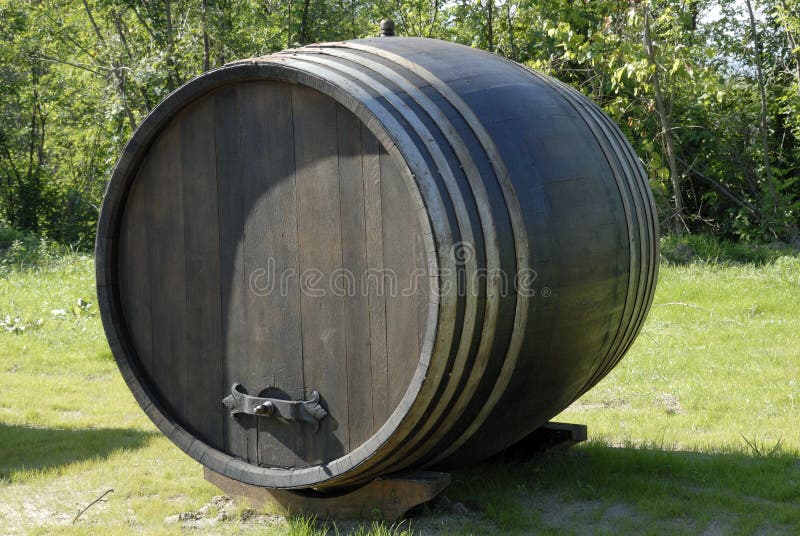 Giant wine barrel stock image. Image of huge, large, barrels - 6300633