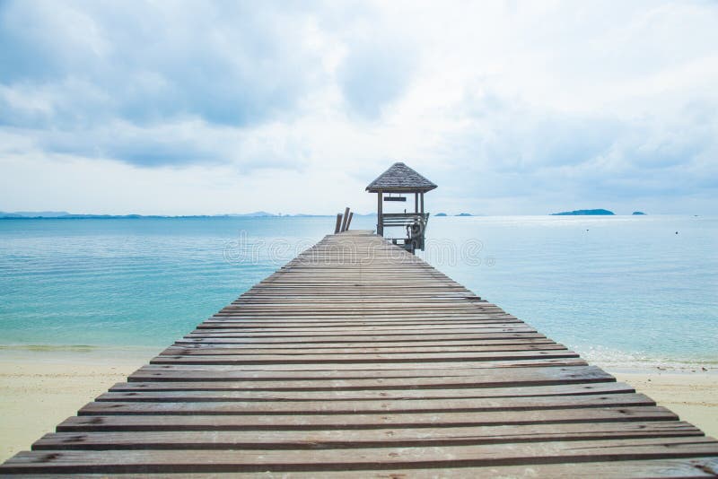 Wooden Bridge into the Sea. Stock Photo - Image of lagoon, ocean: 34001864