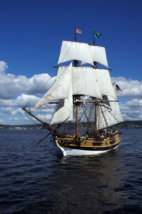 The Wooden Brig, Lady Washington, Sails on Lake Washington Editorial ...