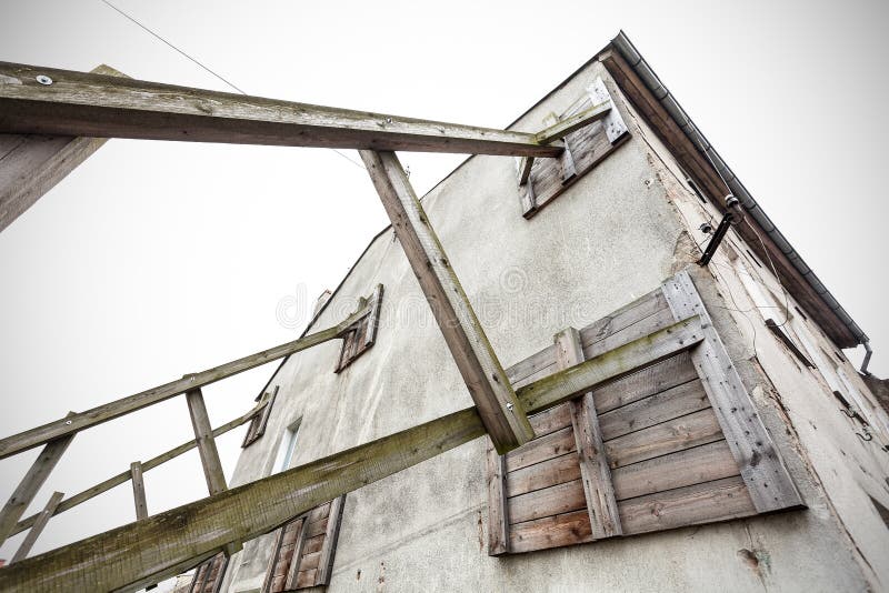 Wooden Construction Preventing Building Wall Collapsing Stock Photos ...
