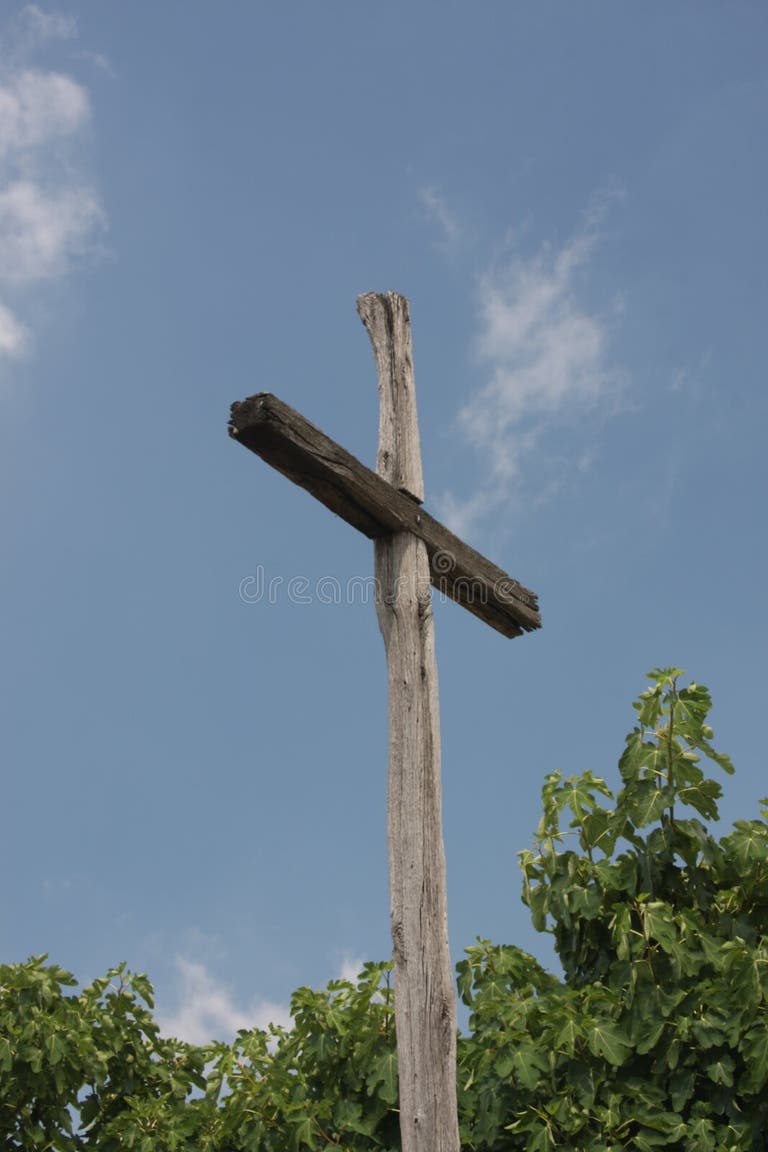 309 Large Wooden Cross Outdoors Stock Photos - Free & Royalty-Free ...