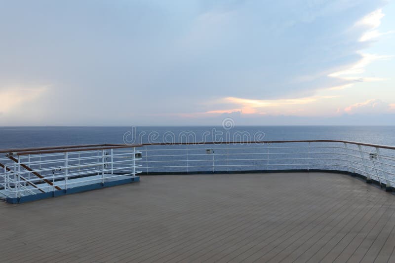 Wooden Deck and Railing from Cruise Ship. Beautiful Sunset and Ocean ...