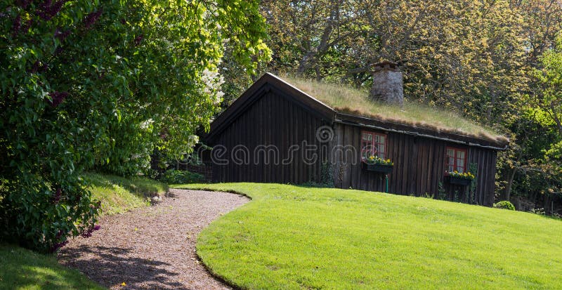House and Landscaped Gardens Stock Image - Image of summer, hedges ...