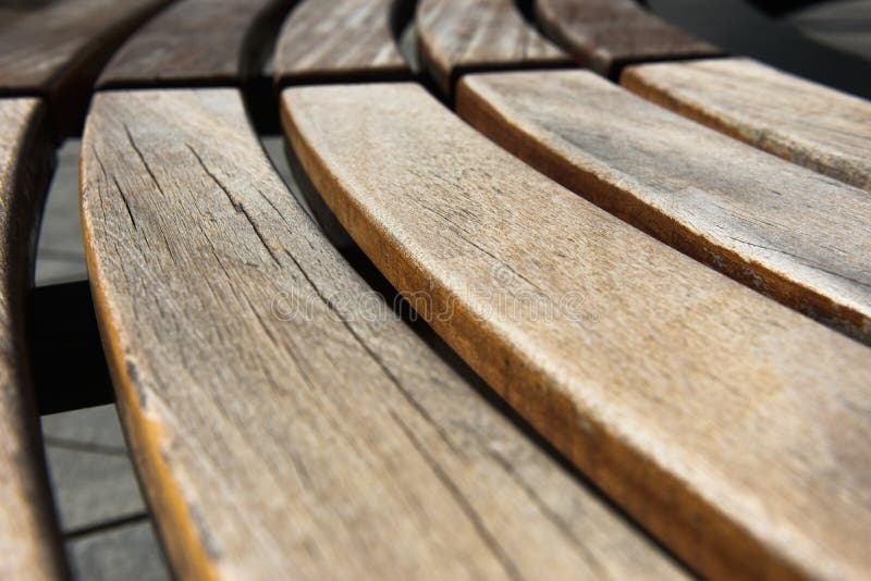 Wooden Modern Design Round Circular Park Bench Stock Photo - Image of ...