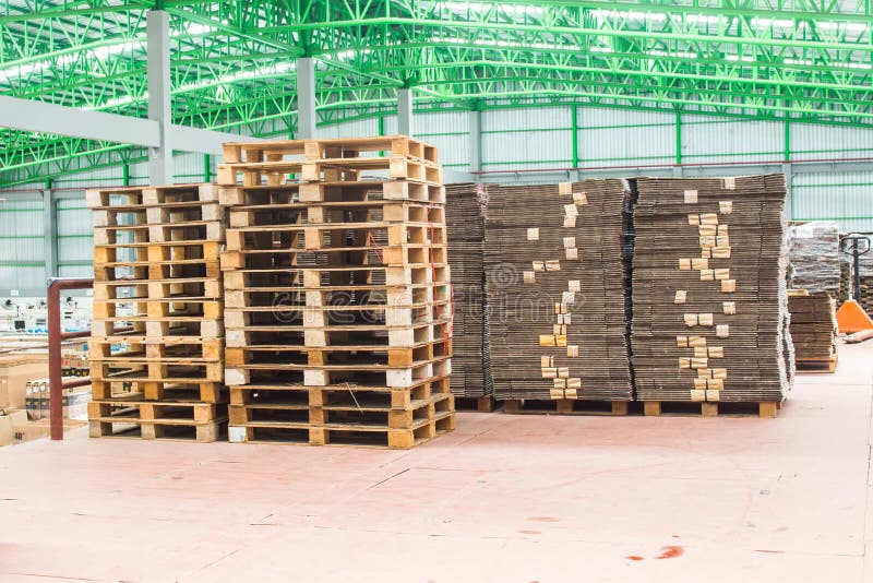The Wooden Pallets, Pallets Ready for Use Packing Keep Material Boxes ...