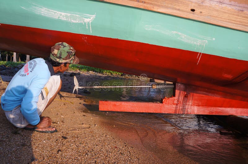 Wooden ship editorial stock image. Image of ship, island - 65028344