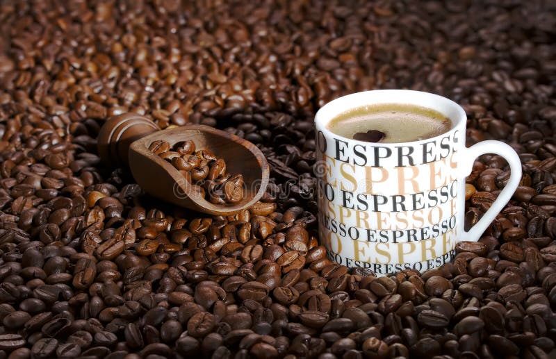 Wooden Spatula is Gaining Fresh Roasted Coffee Stock Image - Image of ...