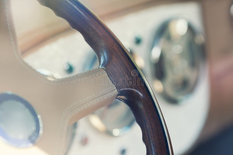 736 Classic Car Wood Steering Wheel Stock Photos - Free & Royalty-Free ...