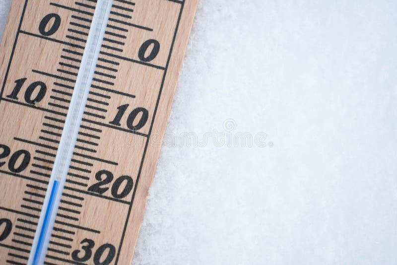 Wooden Thermometer in Snow with Freezing Temperature Copy Space Stock ...