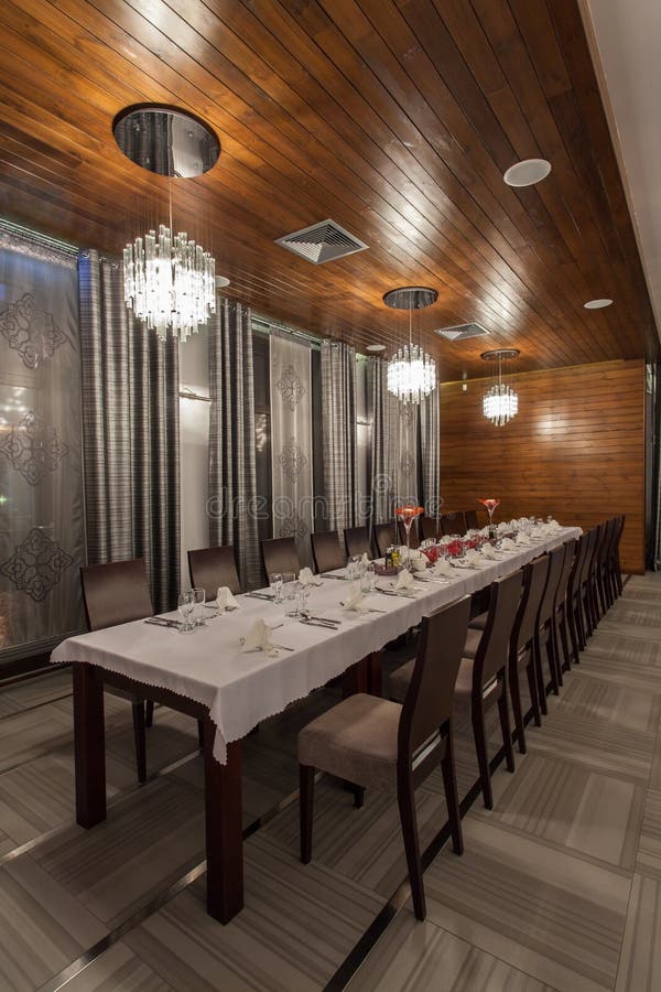 Woodland Hotel - Restaurant Table Stock Photo - Image of formal, dish ...