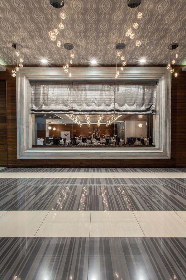 Woodland Hotel - Bathroom Interior Stock Photo - Image of dropin, basin ...