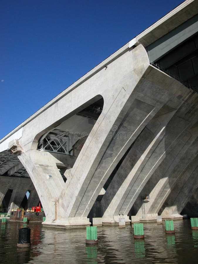 Woodrow Wilson Bridge stock image. Image of bridge, engineering - 3524153