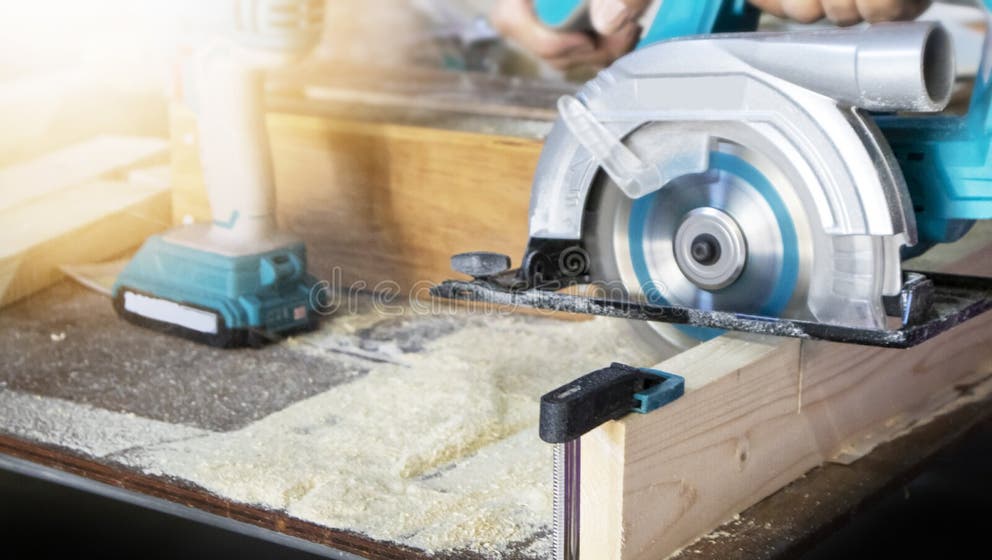 Woodwork that Slides Using Tools To Slide the Log, Woodworking by a ...