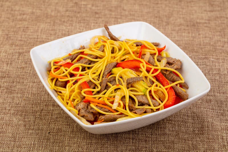 Wook Noodle with Beef and Vegetables Stock Image - Image of pepper ...