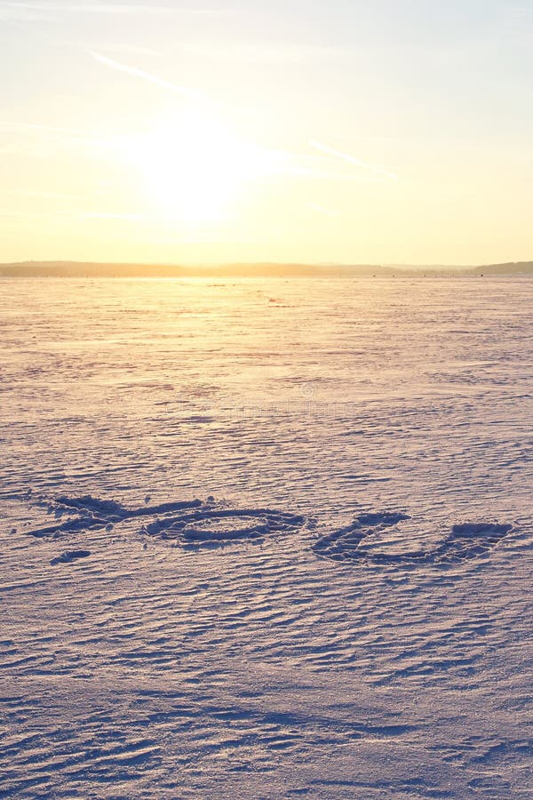 615 Word Cold Written Snow Background Stock Photos - Free & Royalty ...