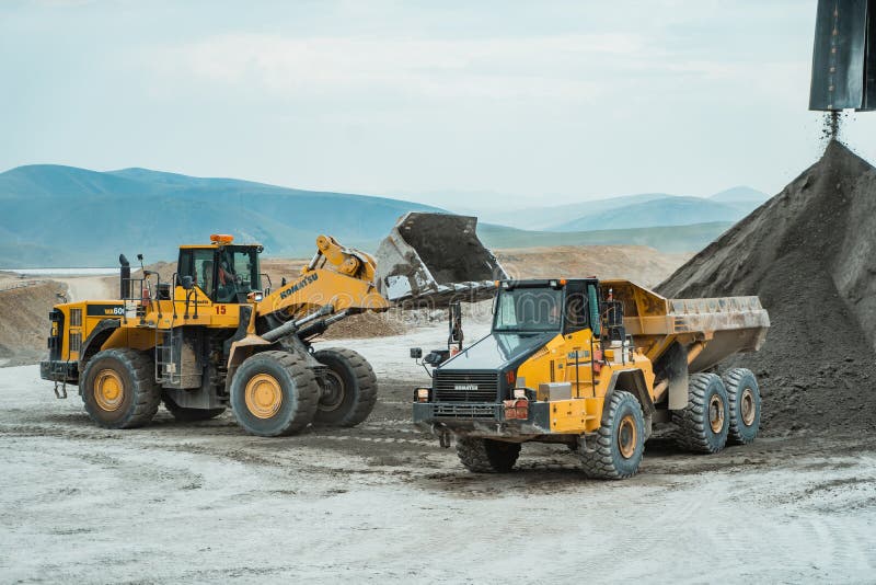 The Work of Mining Machinery. Editorial Image - Image of machinery ...