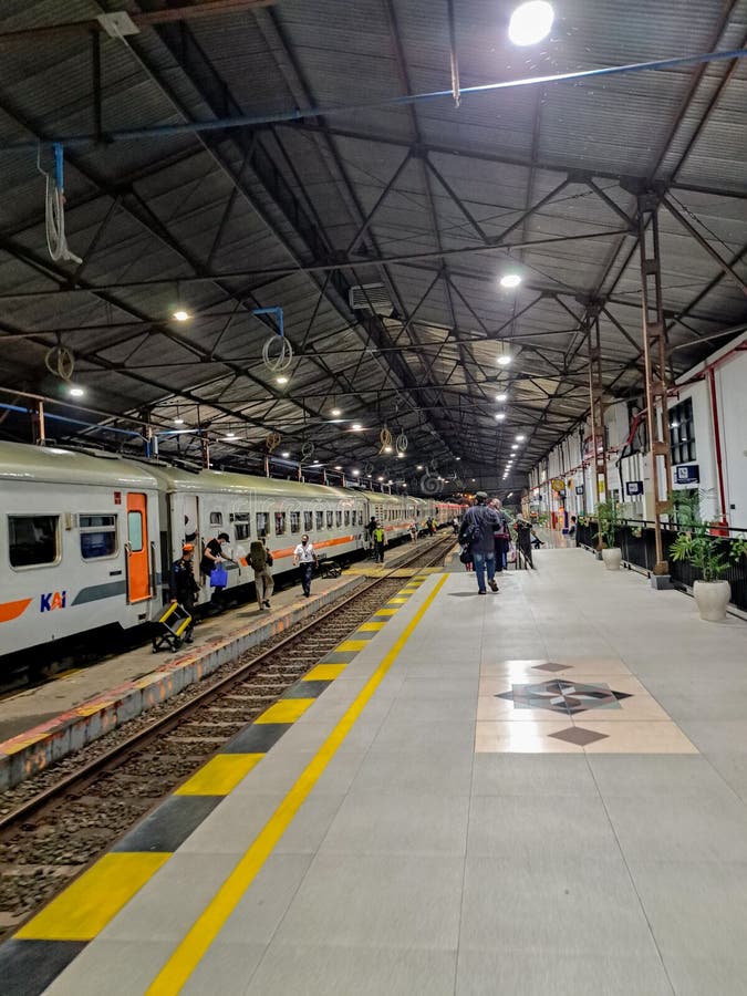 Work. Save. Traveling. Repeat Editorial Image - Image of railway ...