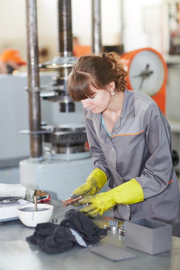 Worker on the factory editorial photography. Image of equipment - 65519012