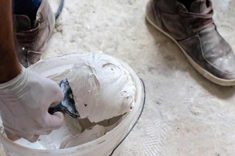 The Construction Worker Putty A Wall Stock Photo - Image of masonry ...