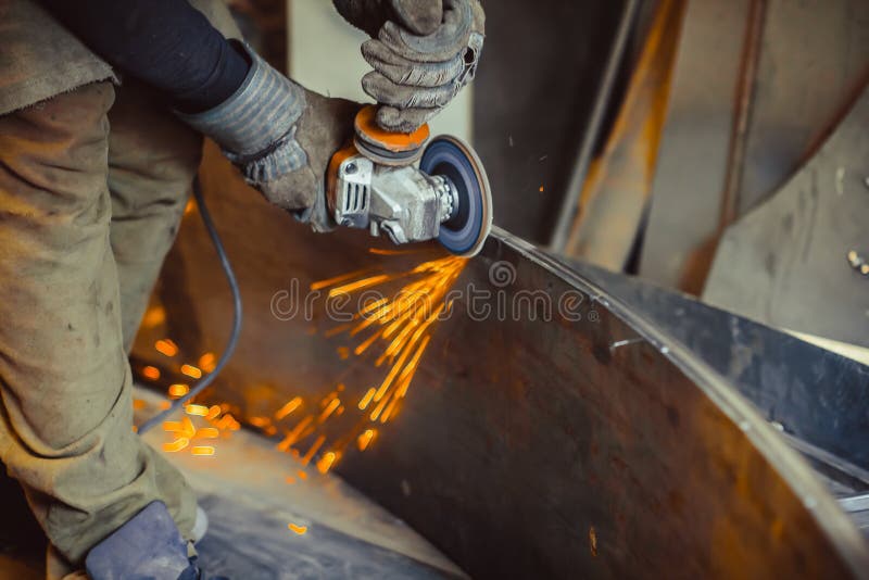 Worker Sawing a Chainsaw Tree Stock Image - Image of power, outdoors ...