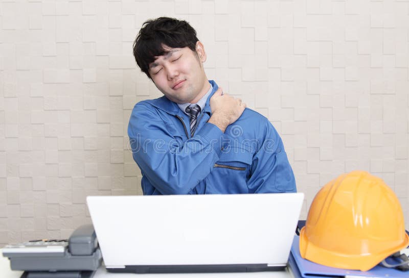 Worker with shoulder pain stock image. Image of contractor - 145619991