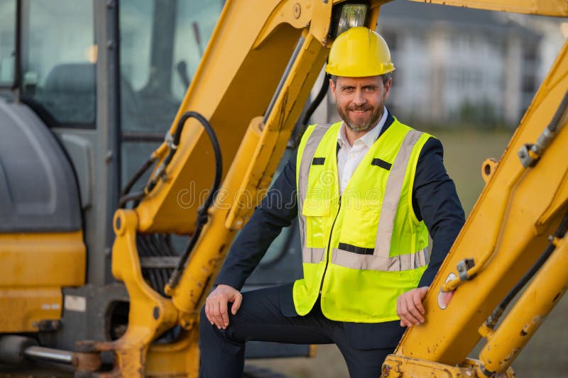 Hispanic Mature Male Infrastructure Engineer Stock Photos - Free ...