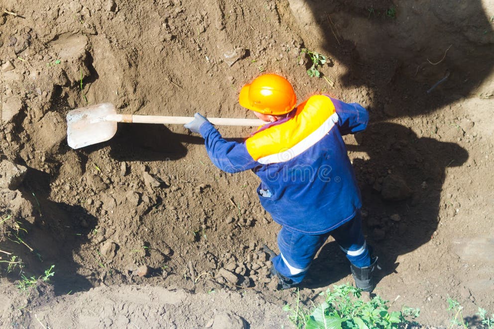 Worker in uniform editorial photography. Image of construction - 162796092