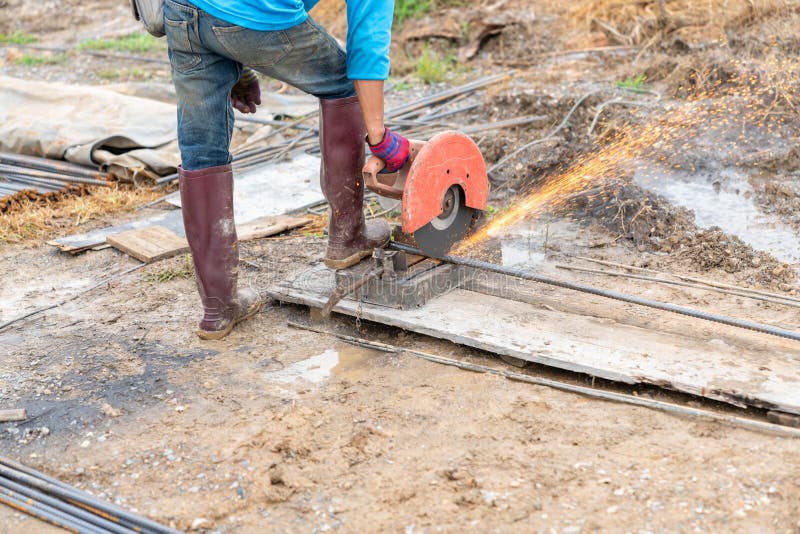 Worker Use Electric Fiber Cutting Deformed Bars Stock Photo - Image of ...