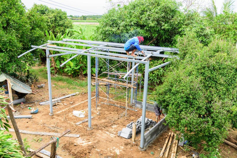 Worker Welding the Roof Steel Stock Image - Image of work, metal: 152812989