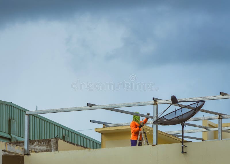 849 Roof Steel Welding Photos - Free & Royalty-Free Stock Photos from ...
