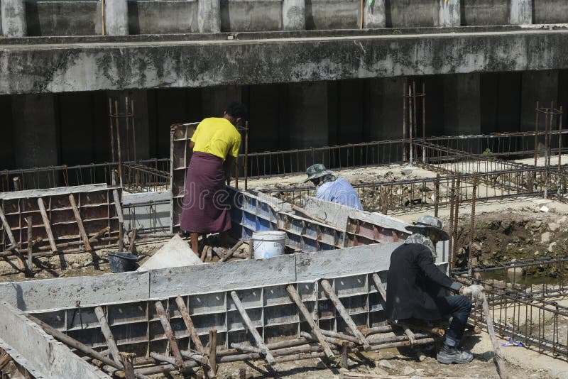 Unsafe Construction Worker Unconstructed Safety Net Of Construction