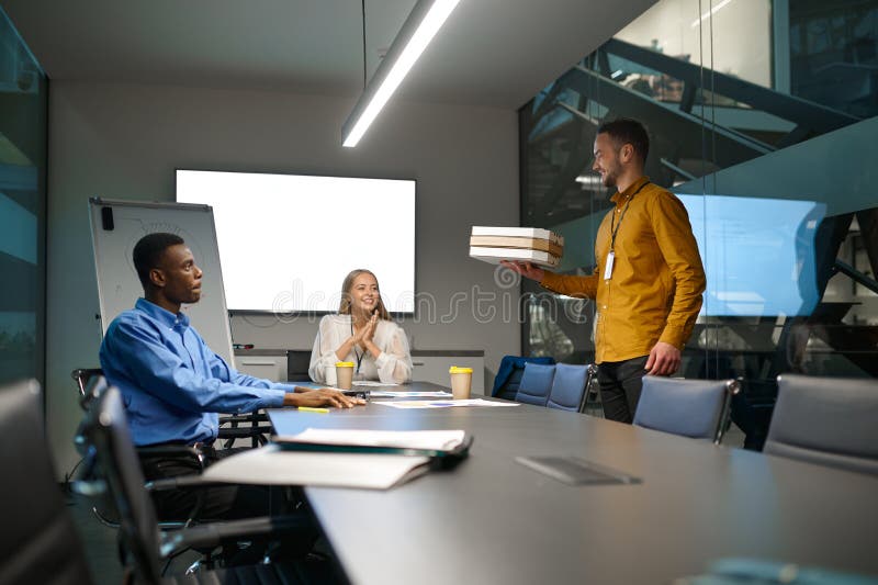 Workers Eats Pizza, Business Lunch in it Office Stock Image - Image of ...