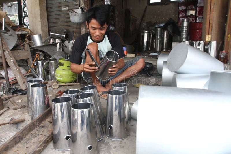 Tea pot editorial stock photo. Image of workers, indonesia - 108144133