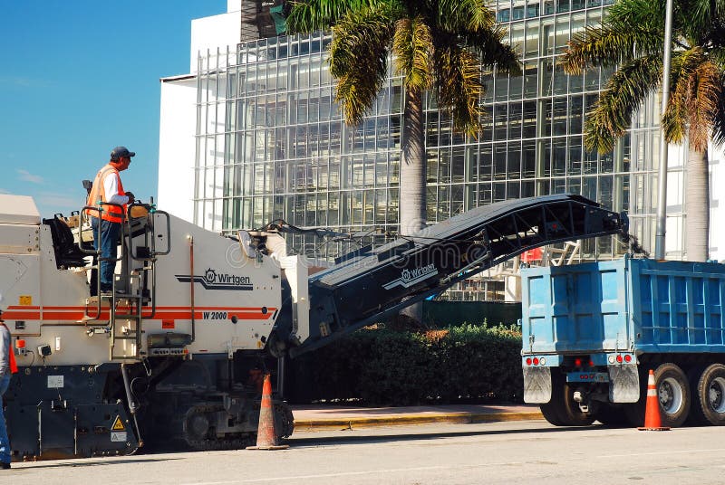 Road Work in Miami Beach, Florida Editorial Image - Image of ...