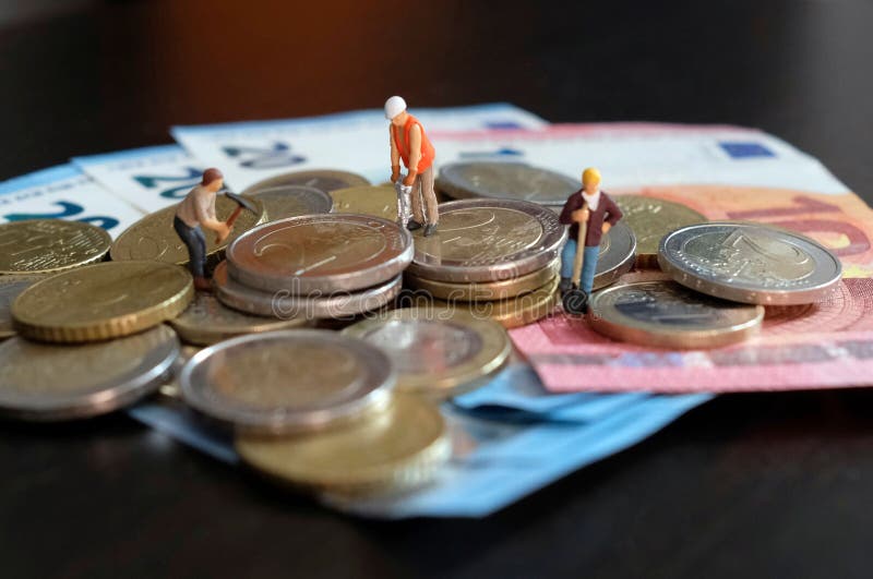 Workers Working on a Pile of Money Stock Photo - Image of wages, making ...