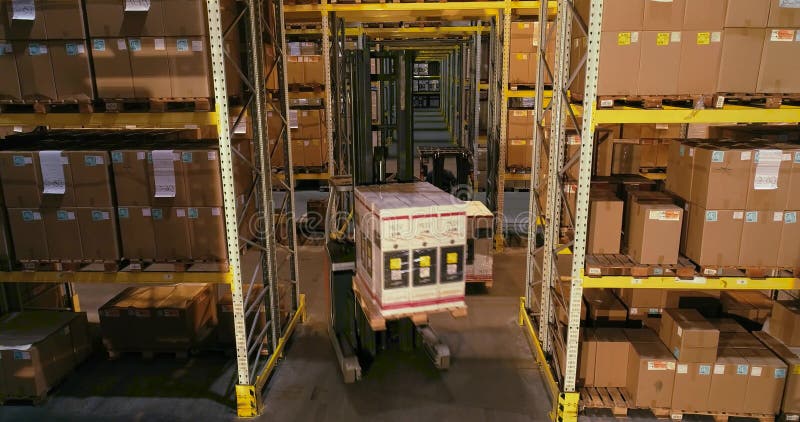Workflow in a Warehouse, Active Work in a Warehouse, Forklifts in a ...
