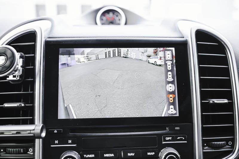 Working of Front an Side Cameras of Surround 360 Degrees View System ...