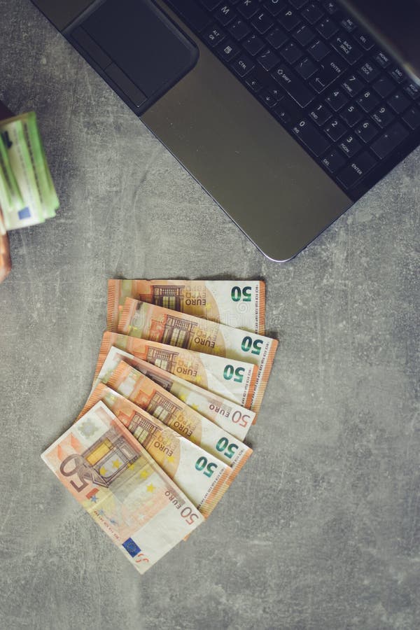 Working in the Office, Counting Money Stock Photo - Image of finance ...