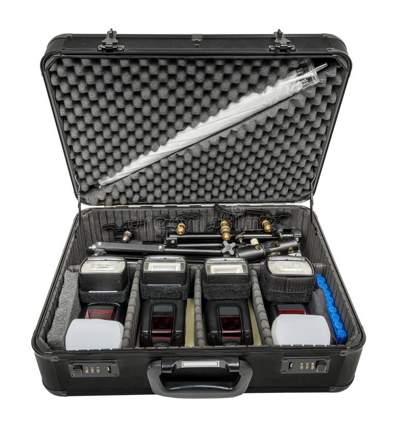 Working Photographerâ€™s Location Flash Kit with Four Electronic ...
