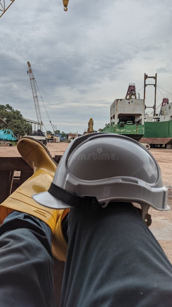 Working in the Shipyard, Even Though Tired, Keep the Spirit Stock Image ...