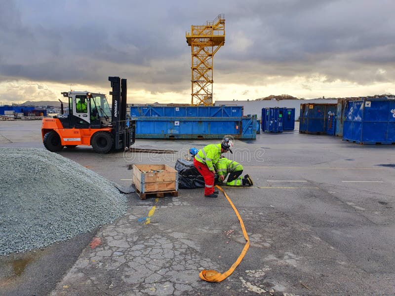 Working on a Shipyard in Norway. Editorial Image - Image of norway ...