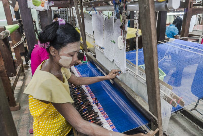 Working woman by weaving editorial stock image. Image of worker - 91801624