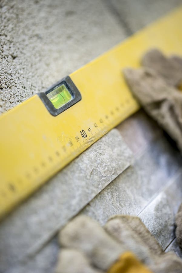 Builders Spirit Level in Aluminum Ruler Stock Image - Image of ...